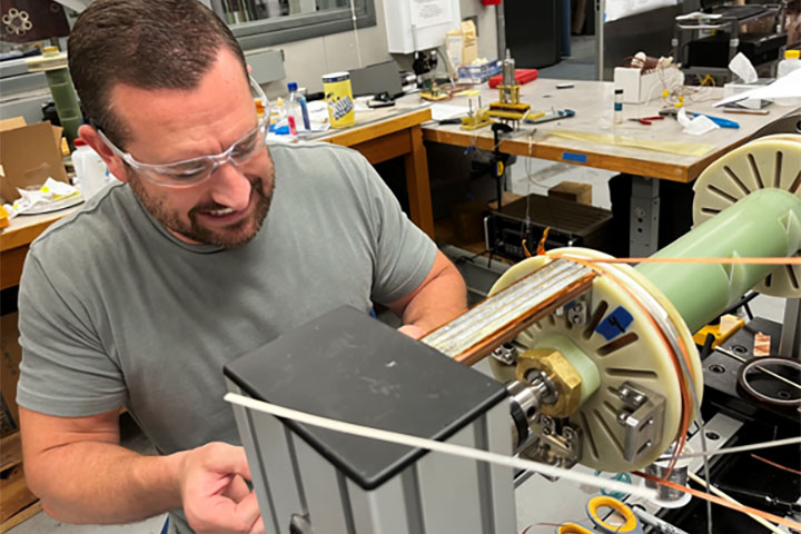 National MagLab - MagLab